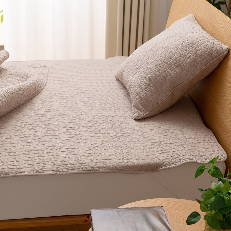 すきまパッド マットレスバンド付き 連結マットレス用 (洗えるカバー付き・抗菌・防ダニ)/約30cm幅のワイドな連結パッド – RASIK（ラシク）家具・インテリア専門店